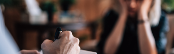 Dépression : quand l'hospitalisation est-elle nécessaire ? - Carenity